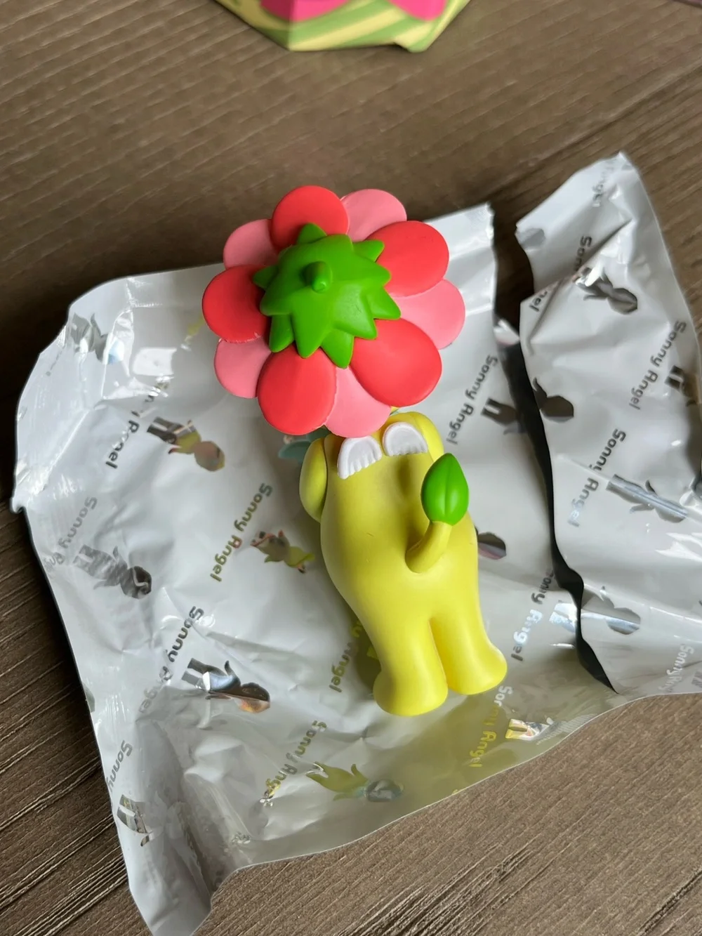 Sonny Angel | Toys | Sonny Angel Flower Gift Series Lime Green Lion ...